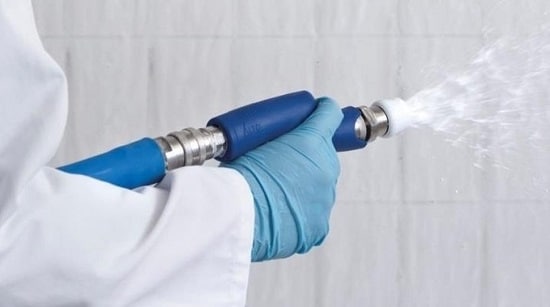 Foam Cleaning Program for the Food & Beverage Industry | Ecolab